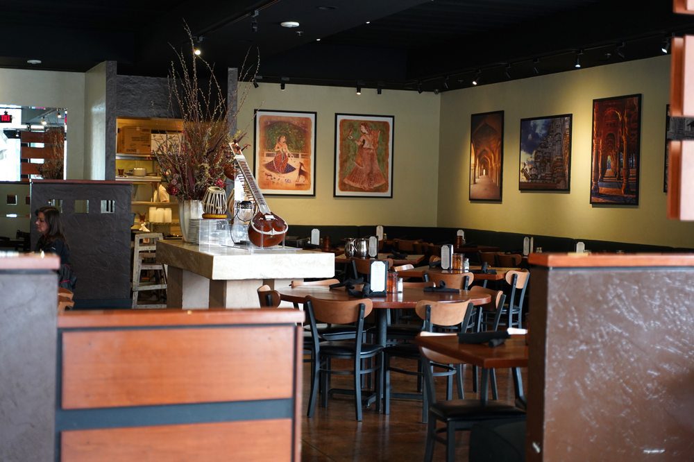 Best Indian Restaurant in Lakewood & Denver for Authentic Butter Chicken